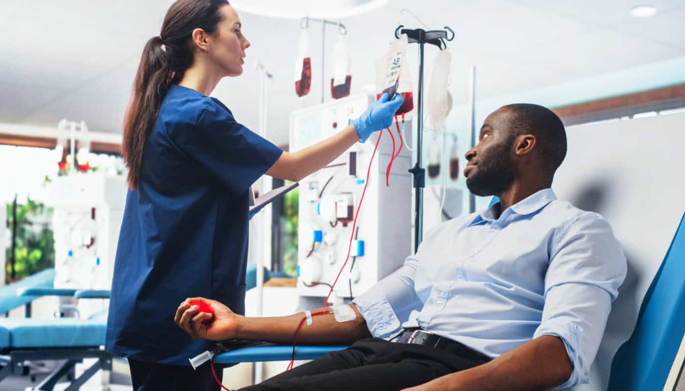 Supplemental Health Care Employees Volunteer for Company-Wide Blood ...